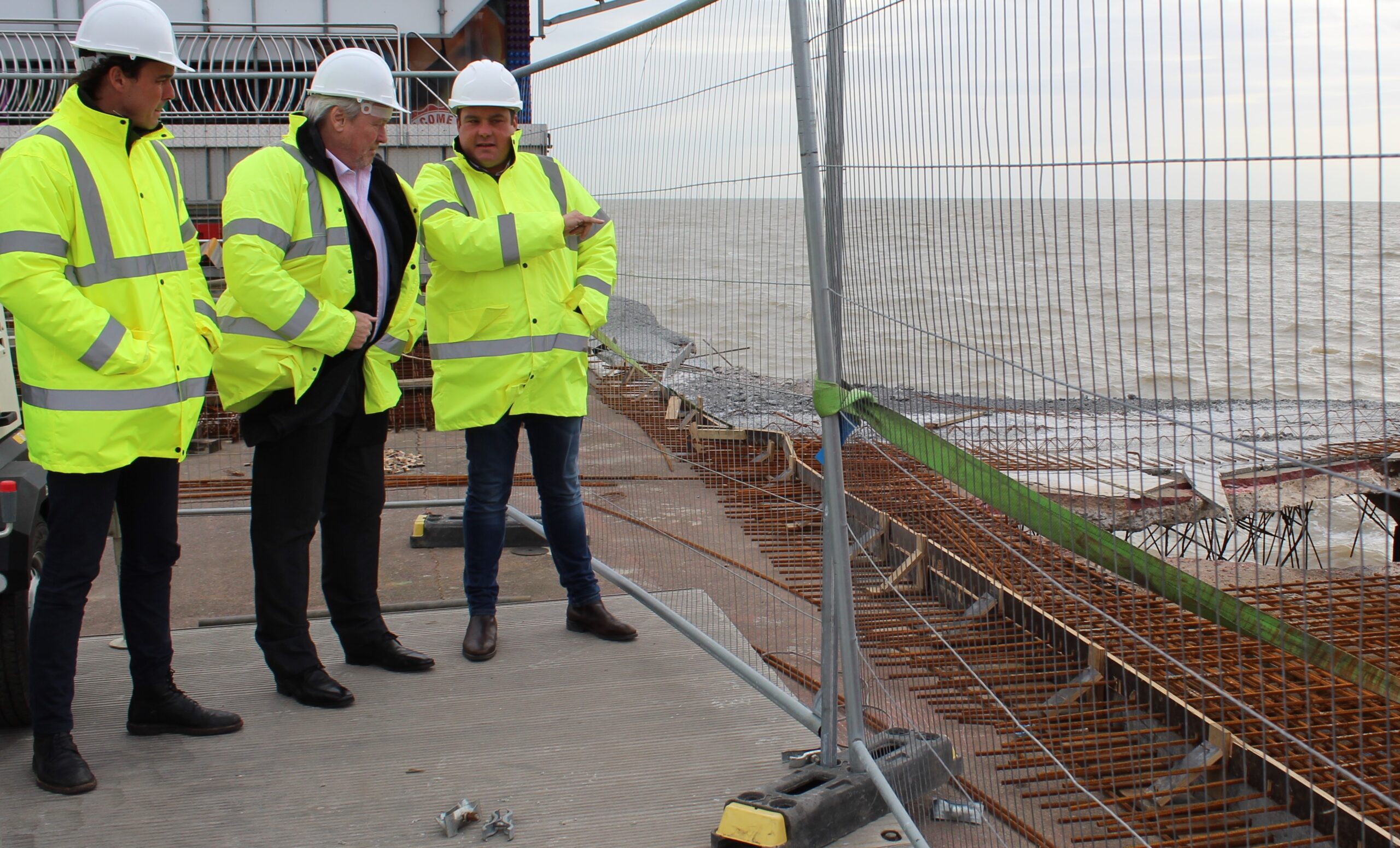Giles Watling pledges support for Pier - Clacton Pier