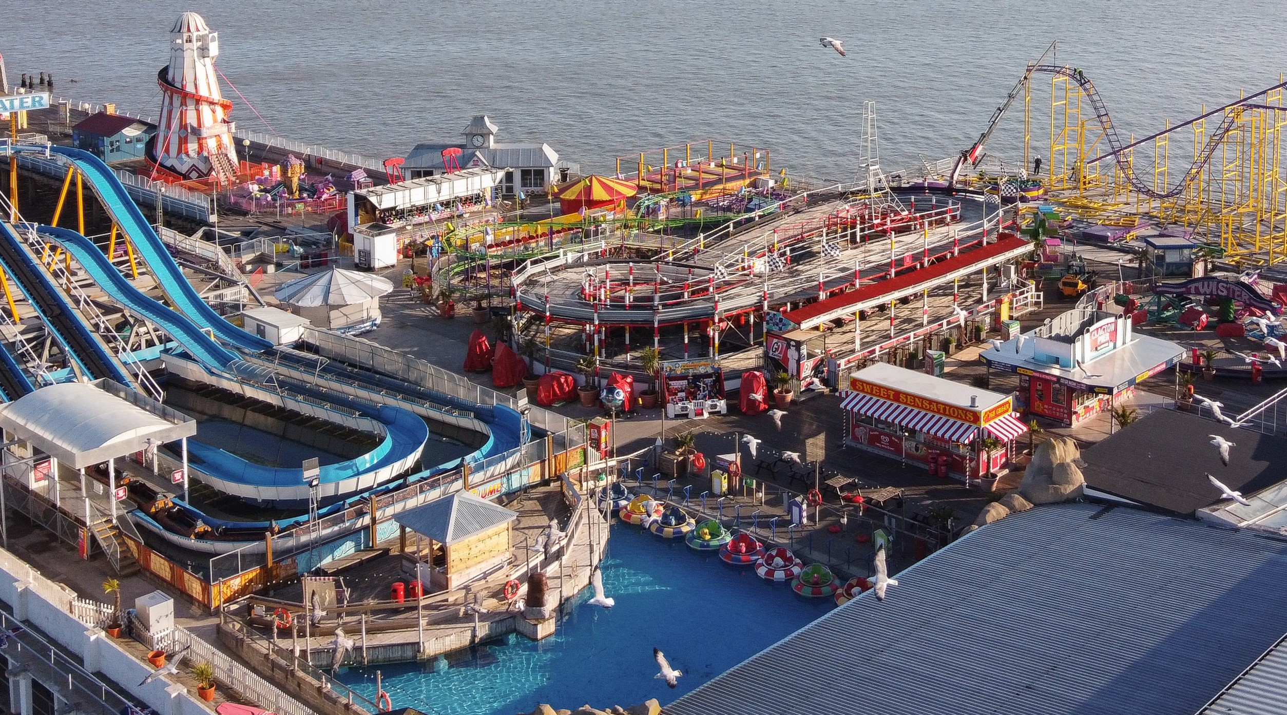 Carnival and Pier join forces - Clacton Pier